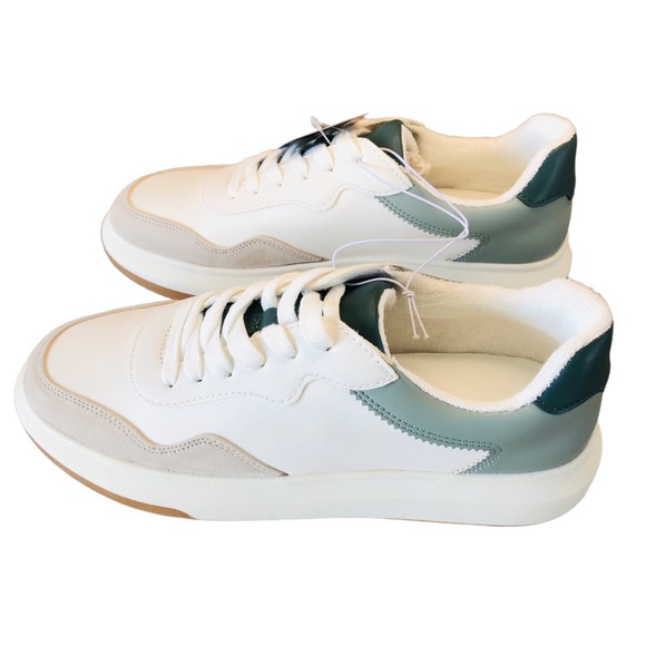 Universal Thread | Shoes | Nib Universal Thread Womens Flora Sneakers ...